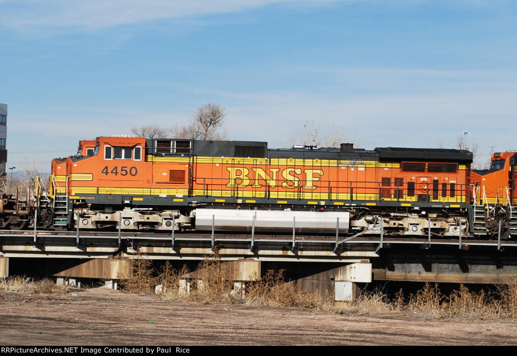 BNSF 4450